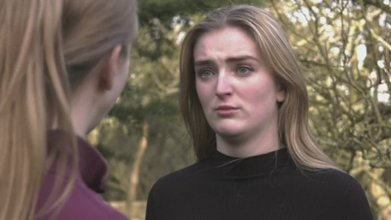 Ellie Hemmings - Professional Profile, Photos on Mandy