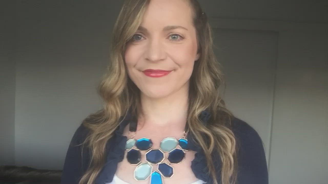 Renee Burns's Instagram, Twitter & Facebook on IDCrawl