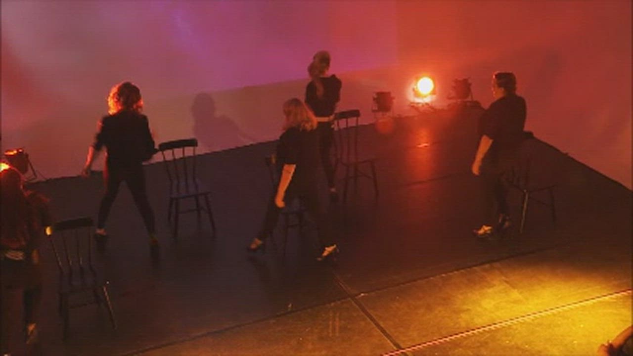 Hayley Marsh - Professional Profile, Photos on StarNow - Singer, Actor ...