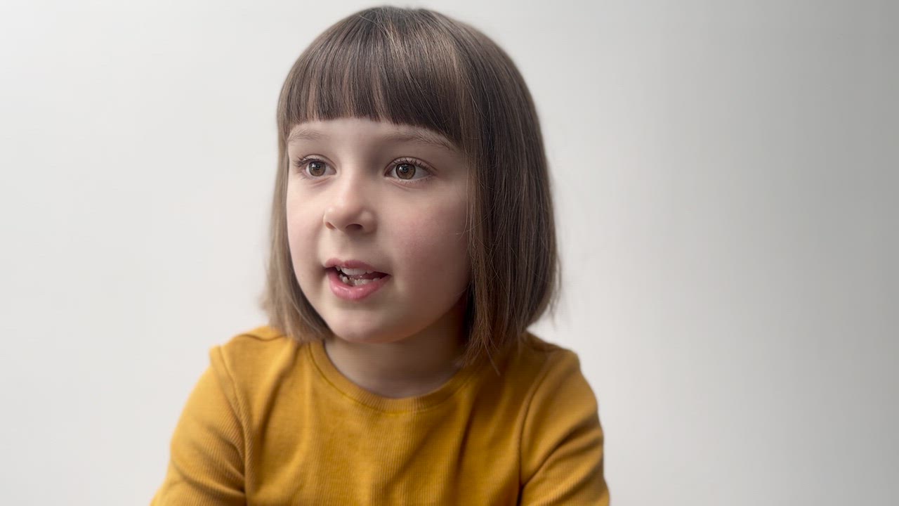 Luna Harper Falfan - Professional Profile, Photos on Mandy