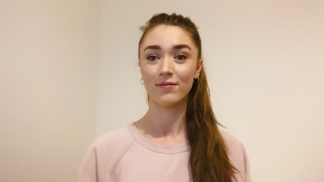 Betty Bell - Professional Profile, Photos on StarNow