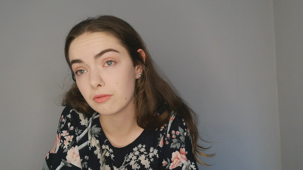 Esther Slater - Professional Profile, Photos on StarNow