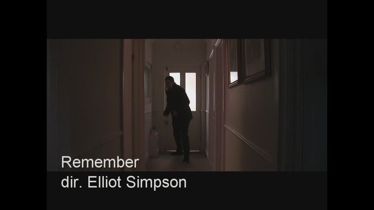 Sarah McCourt - Professional Profile, Photos on Mandy