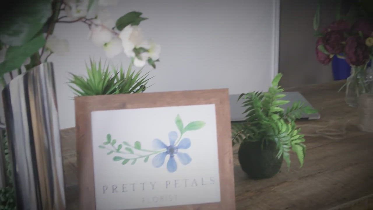 Monique Parry - Professional Profile, Photos on StarNow