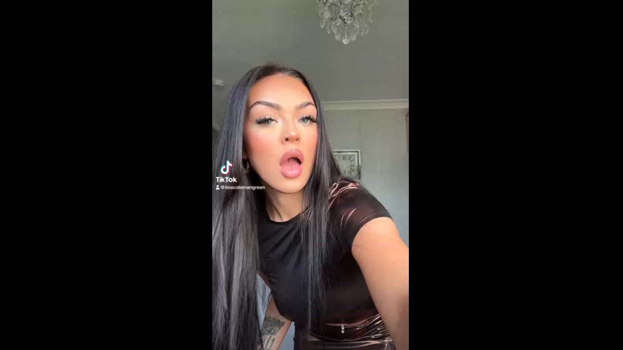 Leia Coleman -Green - Professional Profile, Photos on StarNow - Model