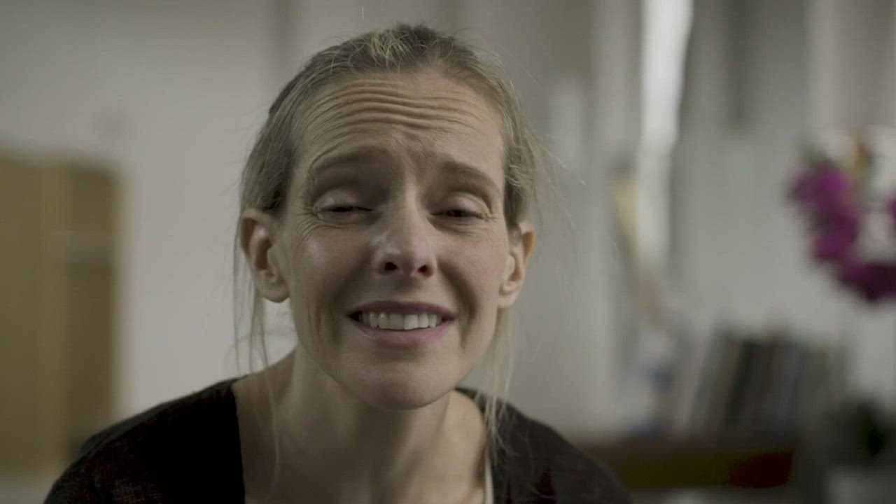 Elizabeth Rainbow - Professional Profile, Photos on Mandy