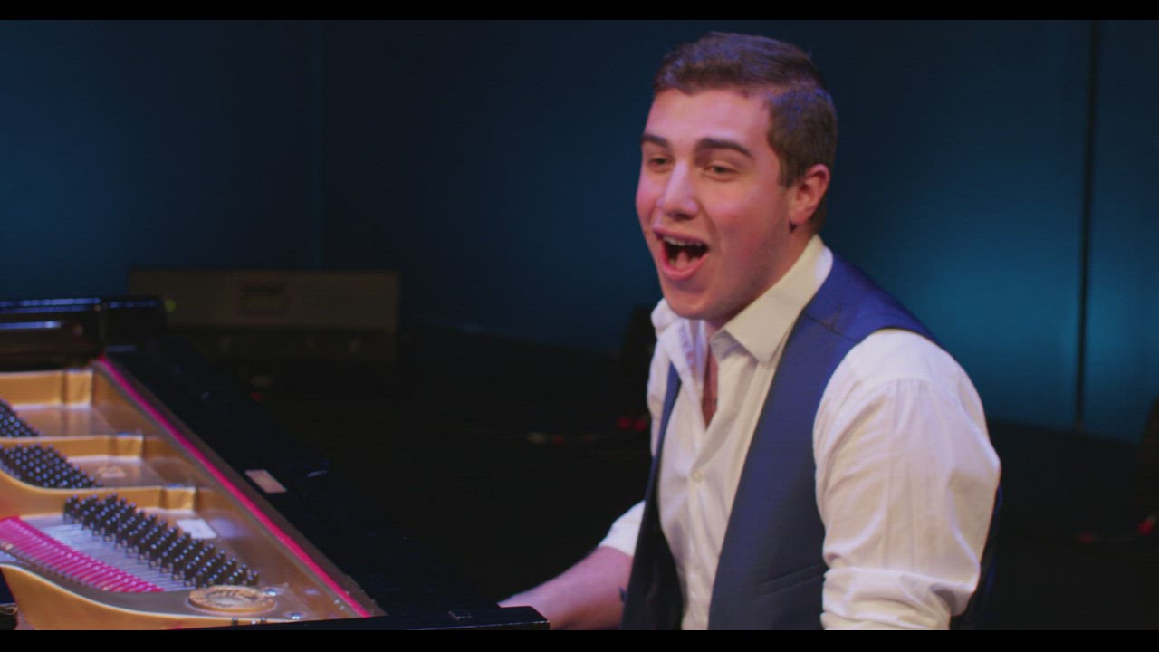 Michael Curcio - Professional Profile, Photos on Backstage