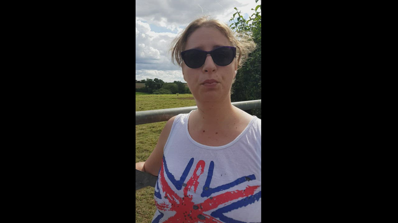 Sharon Plummer - Professional Profile, Photos on Mandy