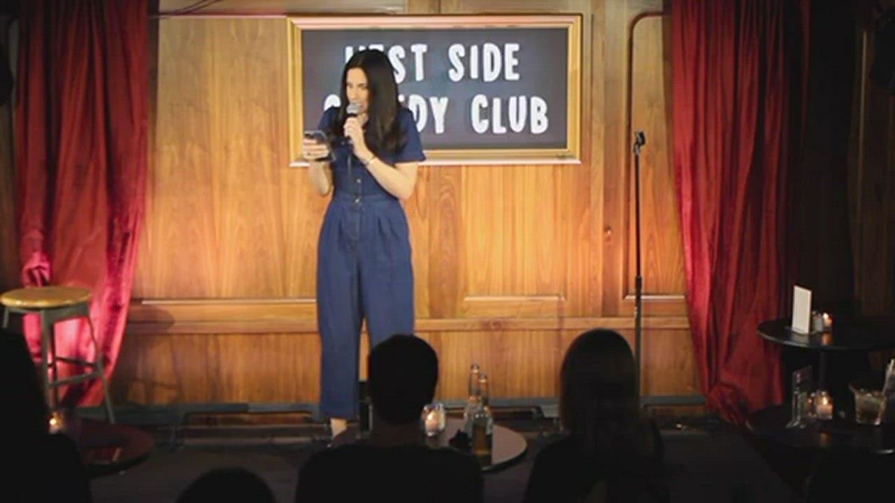 Debra Tammer - Professional Profile, Photos on StarNow - Comedian ...