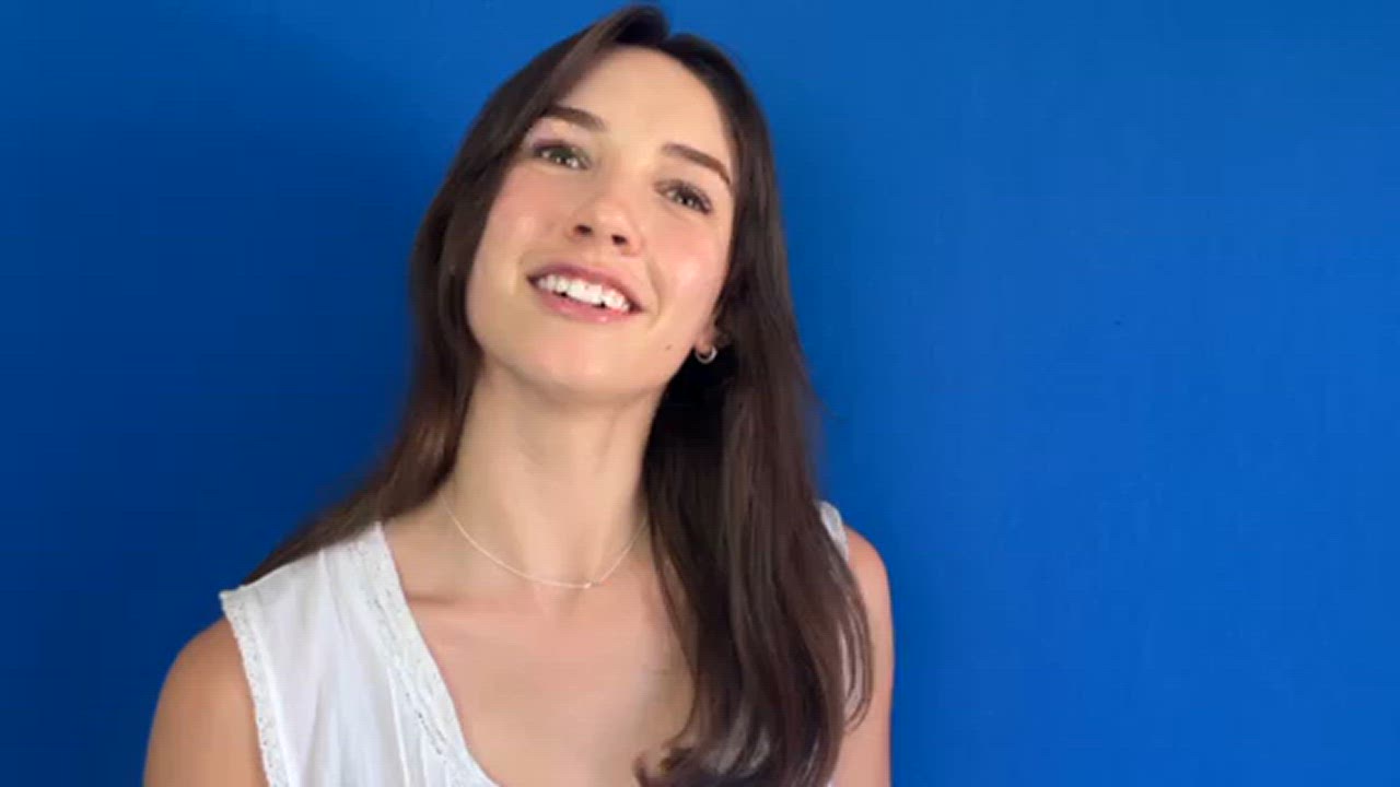 Tyneak Hellings - Professional Profile, Photos on StarNow